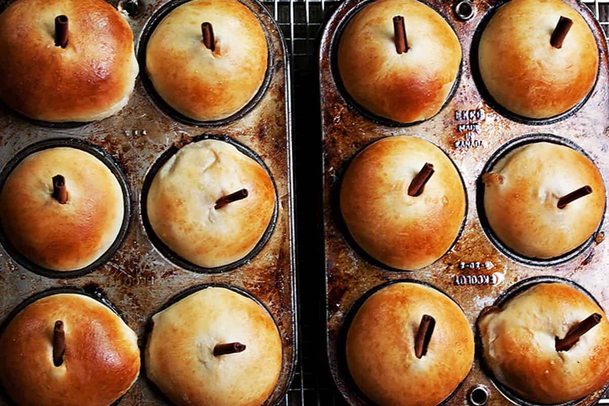 Apple Cinnamon Apple Buns - Seasons and Suppers