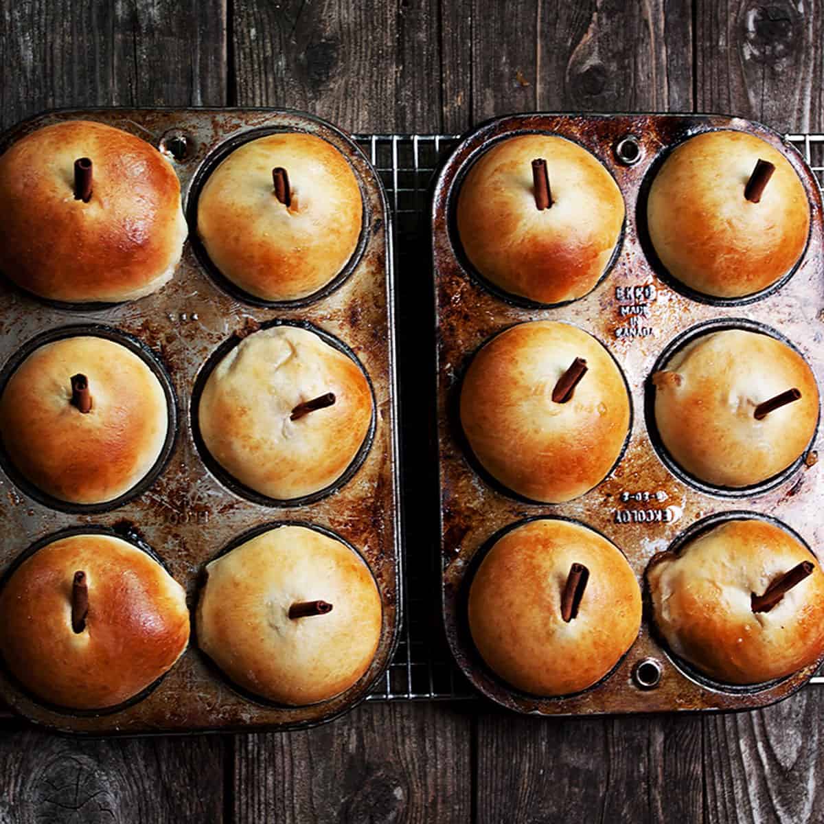 Apple Cinnamon Apple Buns - Seasons and Suppers