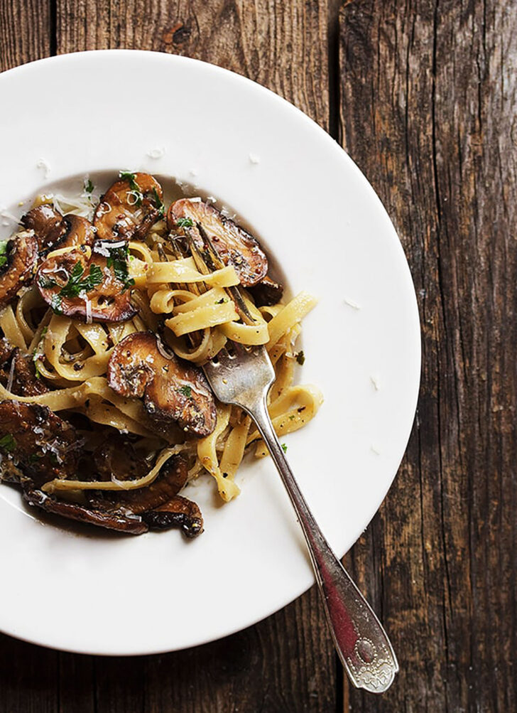 Creamy Mustard Pasta with Mushrooms