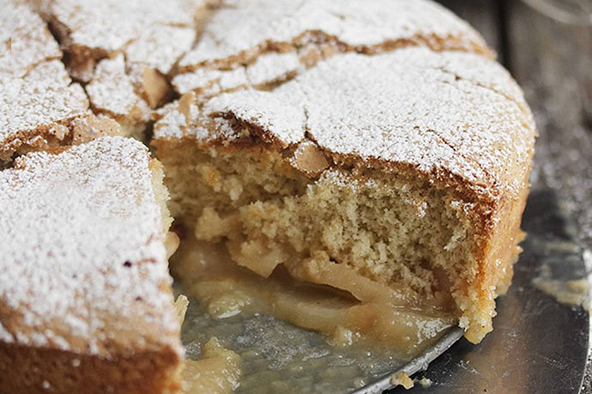 Apple Sharlotka - Seasons and Suppers