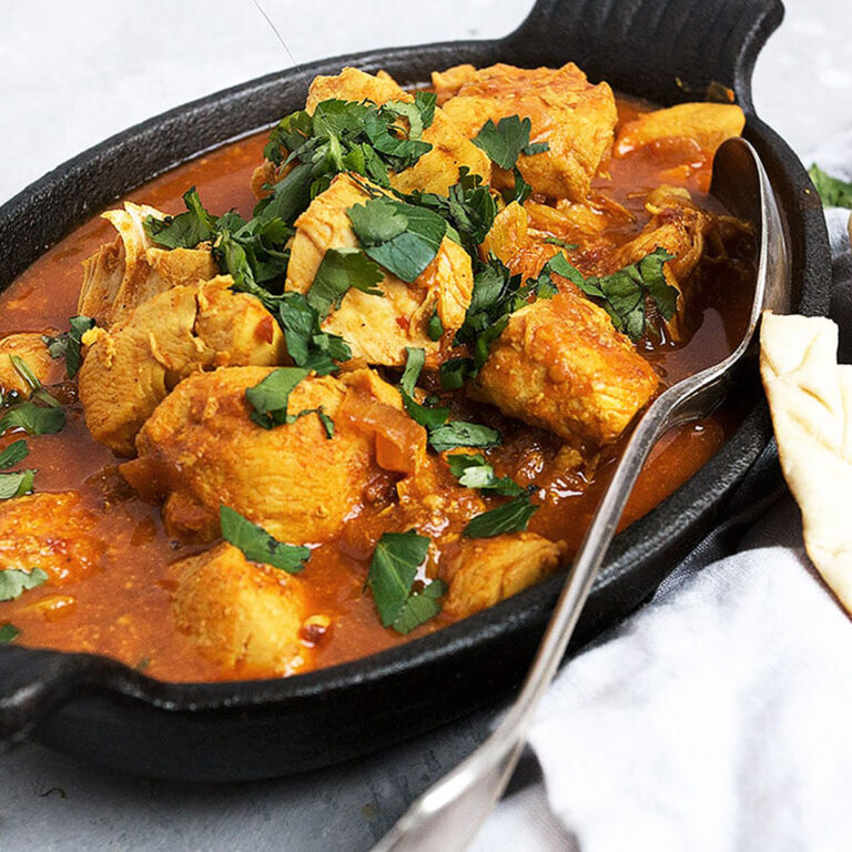 Easy Chicken Vindaloo - Seasons and Suppers