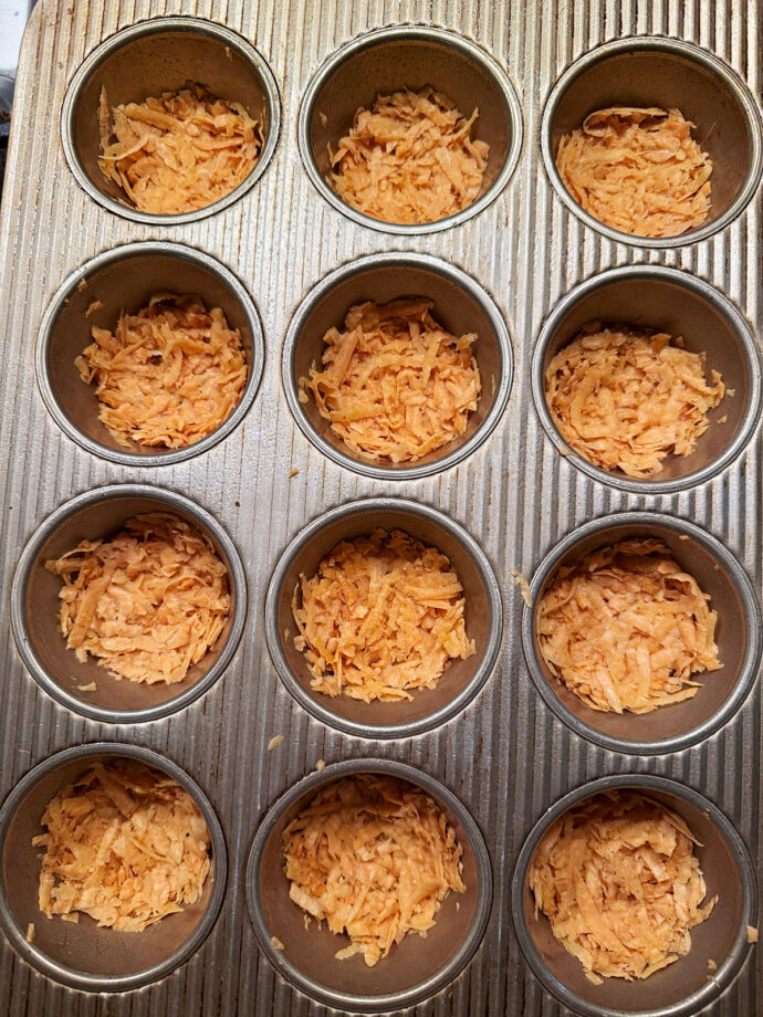 Crustless Mini Quiche - Seasons and Suppers